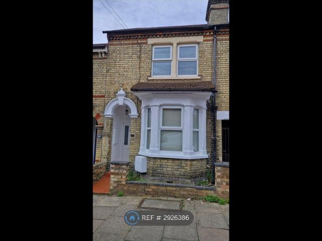 Garfield St, Bedford MK41, 3 bed terraced house to rent, £1,595 pcm | PrimeLocation