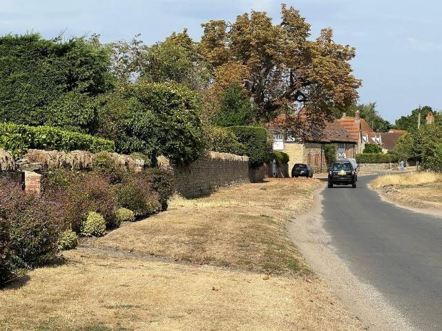 Garford, Nr Abingdon OX13, 4 bed detached house to rent, £3,495 pcm | PrimeLocation
