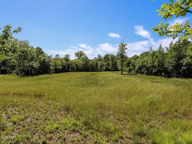 Garland Rd, Henderson, TN 38340
