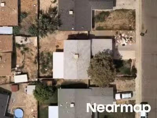 Garland St