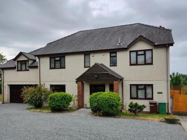 Garndolbenmaen, Gwynedd, 6 Bedroom Detached