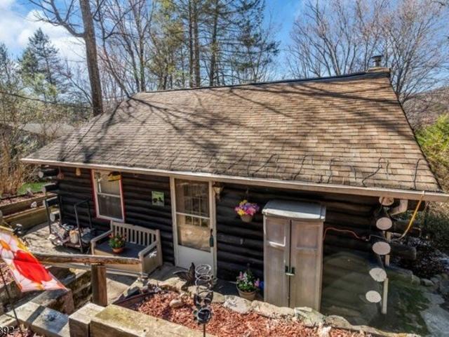 Garnet Dr, Jefferson Township, Home For Sale
