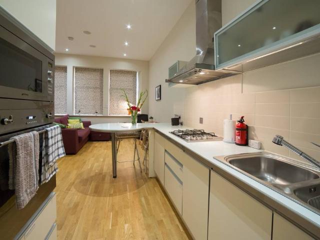 Garnet Street,, E1W