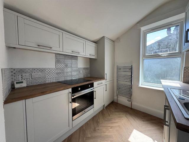 Garnet Terrace, Leeman Road YO26, 1 bed flat to rent, £950 pcm | PrimeLocation