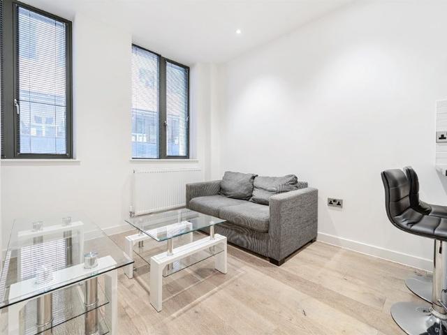 Garrard House, Reading, RG1 1NR
