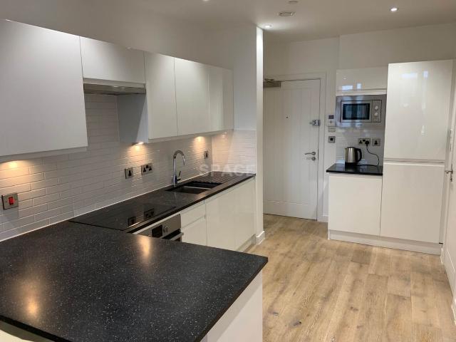 Garrard Street, Reading RG1, 1 bed flat to rent, £1,275 pcm | PrimeLocation
