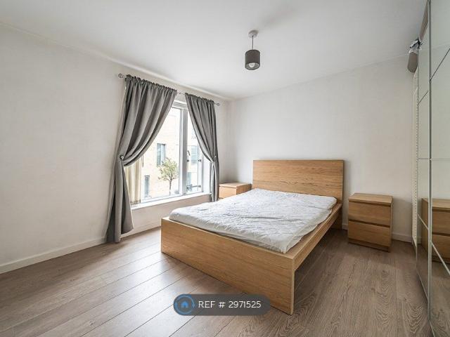 Garratt Lane, London SW18, 1 bed flat to rent, £1,800 pcm | PrimeLocation