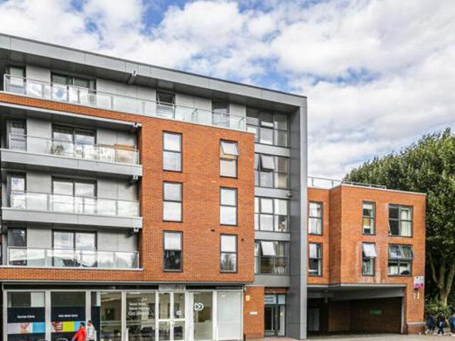 Garratt Lane, London, 1 Bedroom Apartment