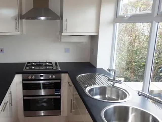 Garrick Avenue, London, NW11 9AS, United Kingdom | 3 bed apartment for rent #129787378 | Rentberry