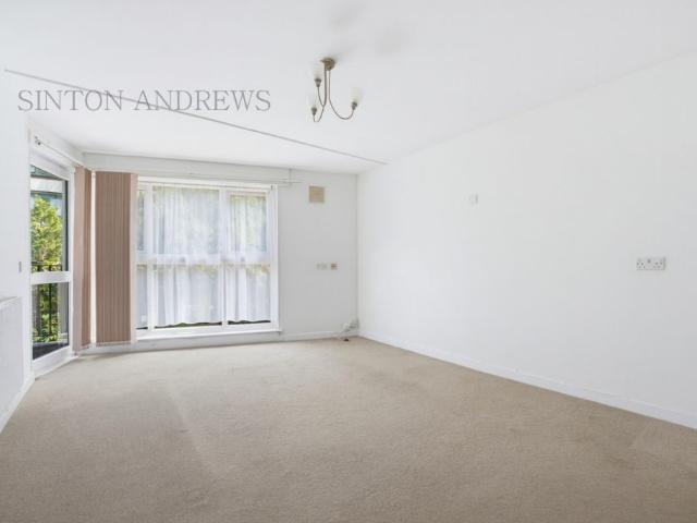 Garrick Close, Ealing W5, 1 bed flat to rent, £1,600 pcm | PrimeLocation