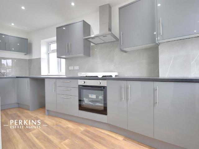 Garrick Road, Greenford UB6, 3 bed flat to rent, £2,600 pcm | PrimeLocation