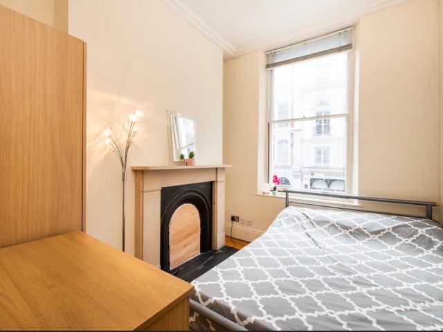 Garrick Street, London WC2E, Room to rent, £1,340 pcm | PrimeLocation