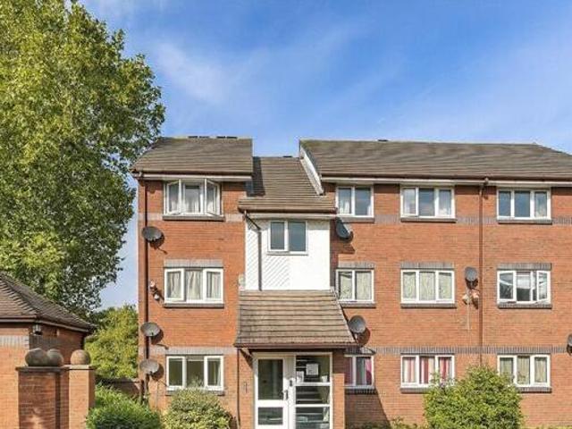 Garrison Close, London, 1 Bedroom Apartment