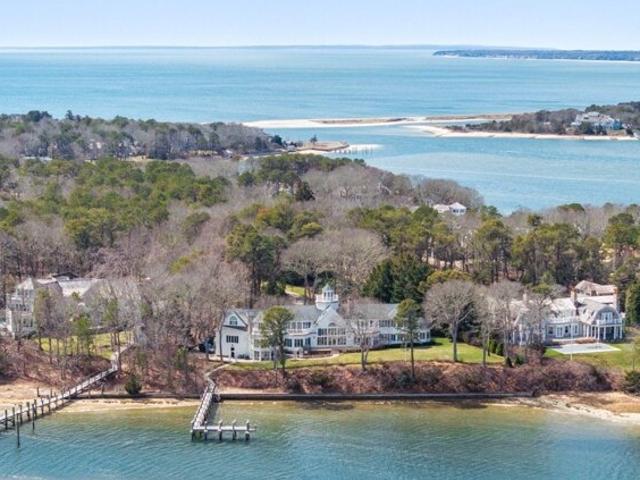 Garrison Ln, Barnstable, Home For Sale