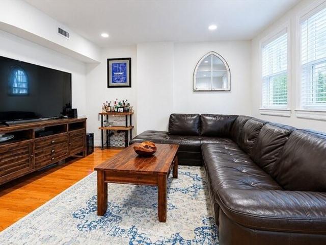 Garrison St Apt,boston, Condo For Sale