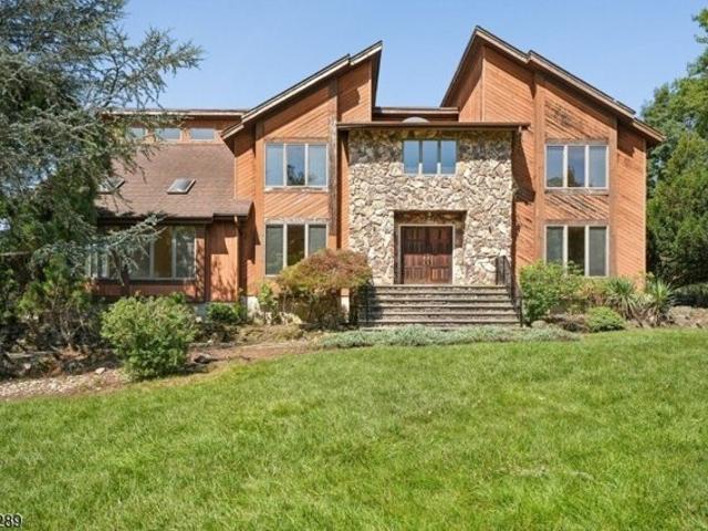Garrity Ter, Montville Township, Home For Sale