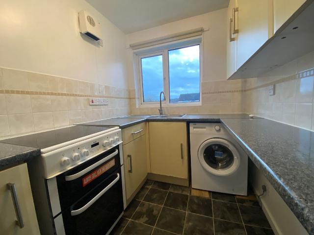 Garron Close, Aylesbury HP21, Studio to rent, £850 pcm | PrimeLocation