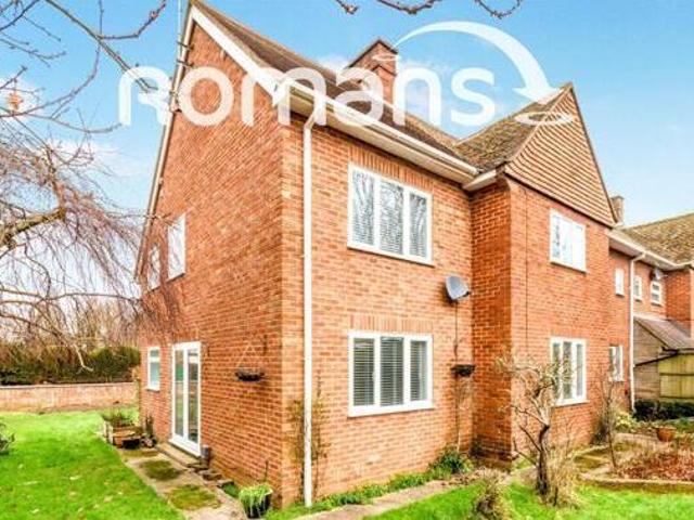Garston Mede, Chilbolton, 4 Bedroom Semi detached