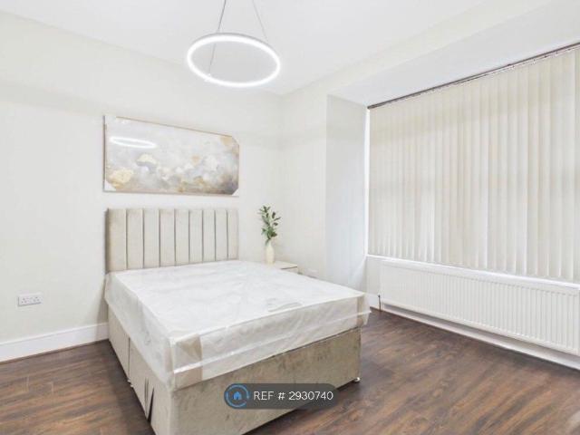 Garstang Road, Preston PR2, Room to rent, £700 pcm | PrimeLocation