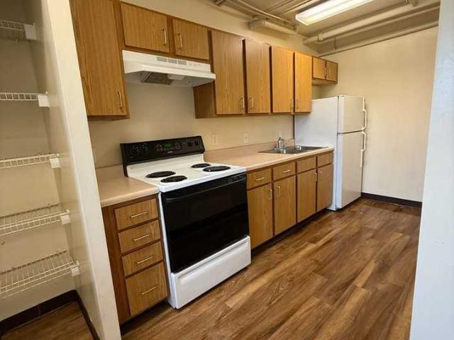 Gas City School Apartments 2 Bedroom Apartment for Rent at 400 E South A St, Gas City, IN 46933