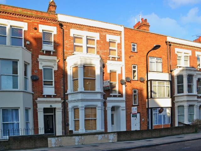 Gascony Avenue, West Hampstead NW6, 1 bed flat to rent, £1,885 pcm | PrimeLocation