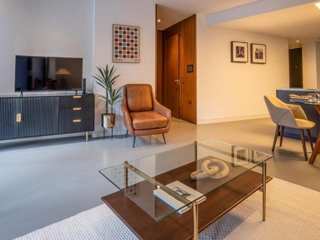 Gasholders Building, London N1C 1 bed apartment to rent £4,200 pcm £969 pw