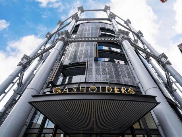Gasholders, Lewis Cubitt Square. Studio to rent £4,000 pcm £923 pw