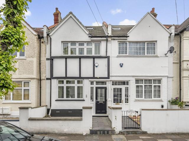 Gassiot Road, Tooting, London SW17, 1 bed maisonette to rent, £2,200 pcm | PrimeLocation