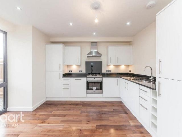 Gatton Road, London 3 bed apartment to rent £3,050 pcm £704 pw