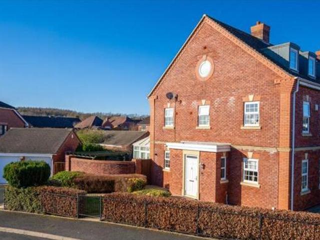 Gatcombe Way, Priorslee, 5 Bedroom Semi detached