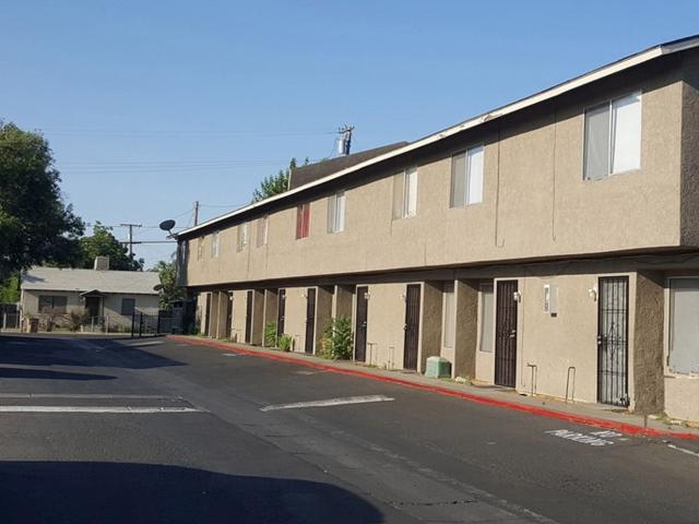 Gated Community 2bed 1.5 bath Townhomes
