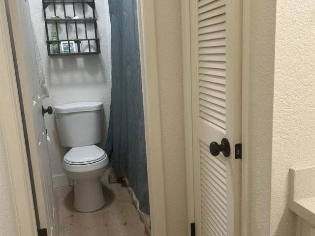 Gated condo on golf course