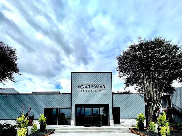 Gateway at Ellington 1 Bedroom Apartment for Rent at 15603 Gulf Fwy, Houston, TX 77598 Southbelt Ellington