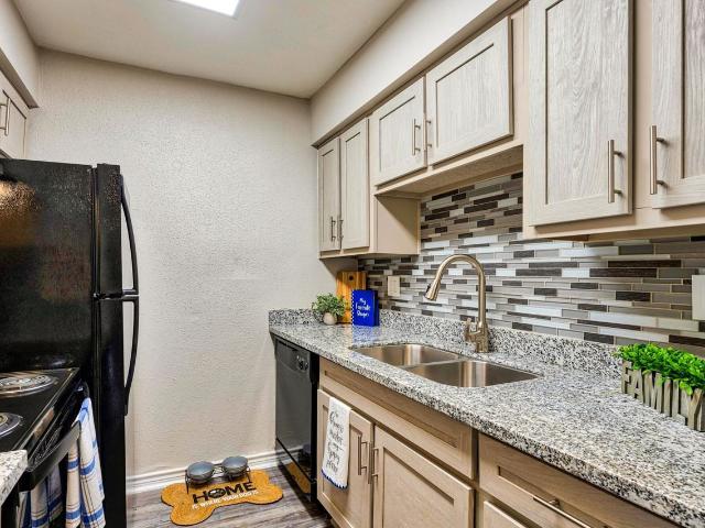 Gateway at Ellington 2 Bedroom Apartment for Rent at 15603 Gulf Fwy, Houston, TX 77598 Southbelt Ellington