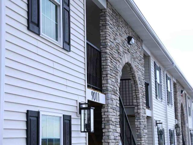 Gateway Apartments 2 Bedroom Apartment for Rent at 9048 Starfire Cir N, New Haven, IN 46774