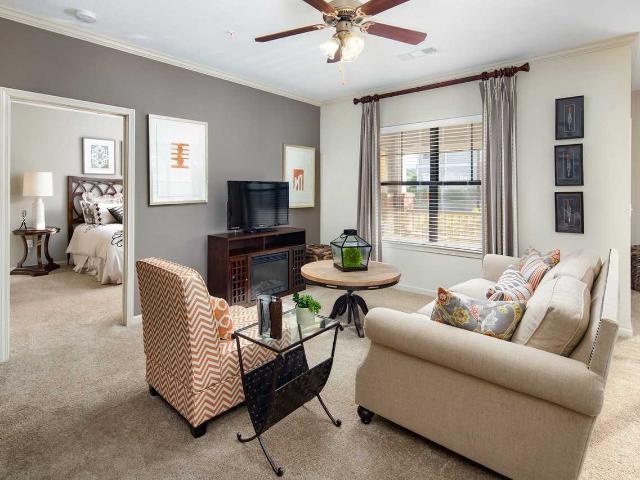 Gateway Crossing 1 Bedroom Apartment for Rent at 601 Giddings Ct, Augusta, GA 30907 Montclair