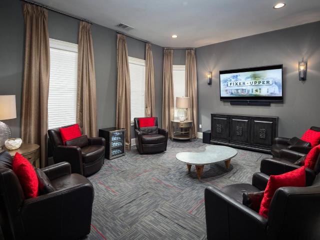 Gateway Crossing 2 Bedroom Apartment for Rent at 601 Giddings Ct, Augusta, GA 30907 Montclair