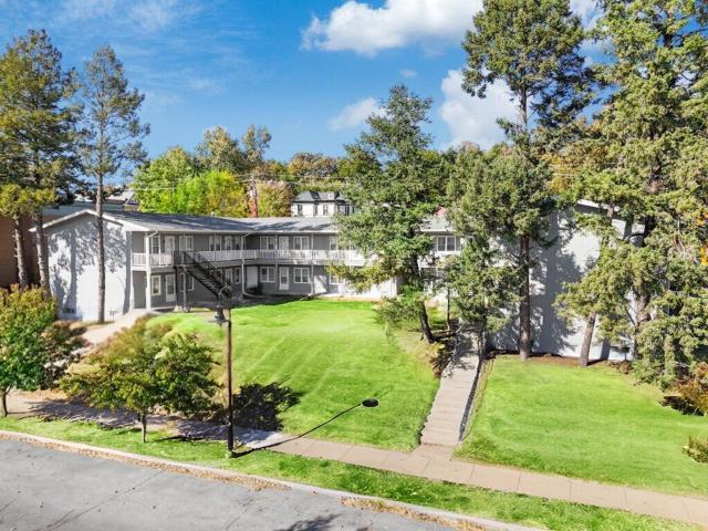 Gateway Hill Apartments