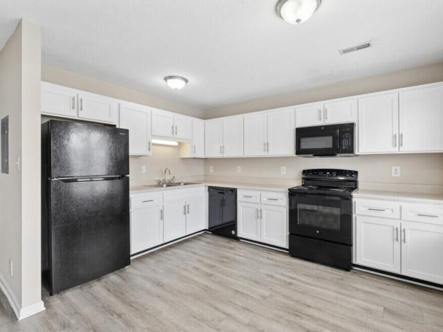 Gateway Homes 2 Bedroom Apartment for Rent at 550 New South Dr, Clarksville, TN 37043