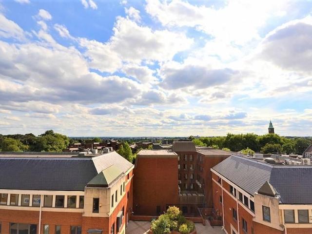 Gateway House, Regents Park Road, Finchley, London N3