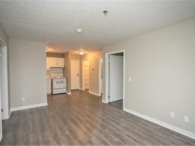 Gateway Pointe Senior Living 2 Bedroom Apartment for Rent at 4 Gateway, Euclid, OH 44119