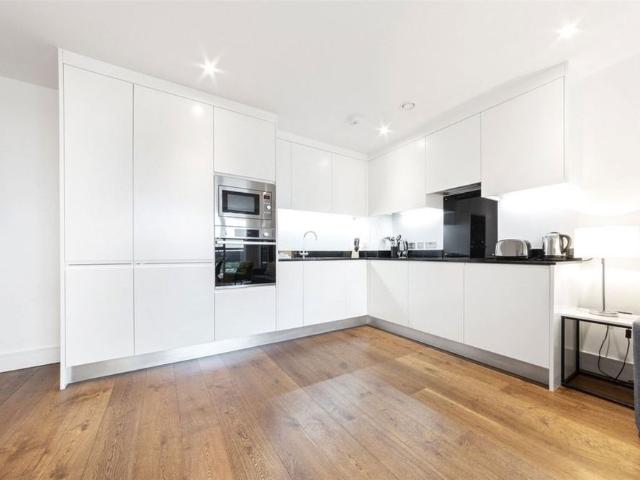 Gateway Tower, E16, London