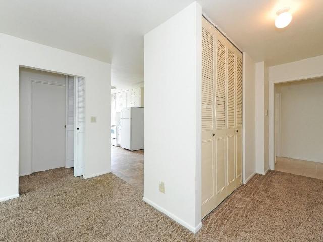 Gateway Trail Apartments 1 Bedroom Apartment for Rent at 2025 Ide St, Maplewood, MN 55109 Maplewood Oakdale