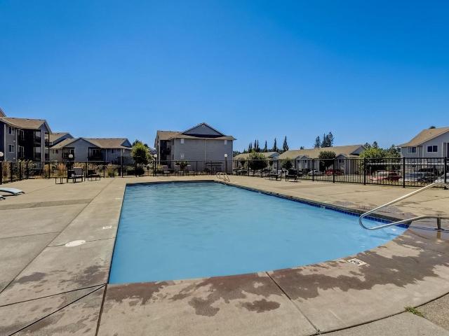 Gateway Village Apartments 2 Bedroom Apartment for Rent at 1900 Madras St Se, Salem, OR 97306 South Gateway