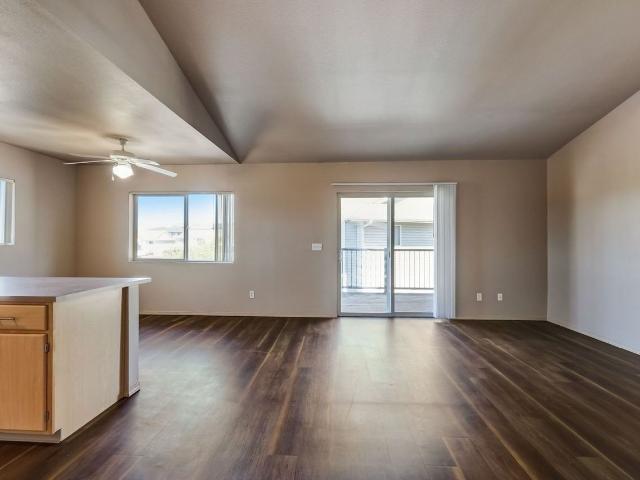 Gateway Village Apartments 2 Bedroom Apartment for Rent at 1900 Madras St Se, Salem, OR 97306 South Gateway