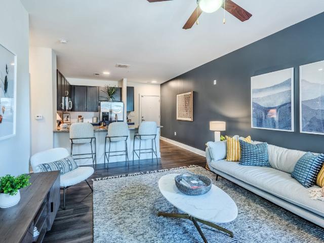 Gateway West Studio Apartment for Rent at 902 W 4th St, Charlotte, NC 28202 Third Ward