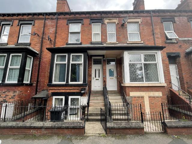 Gathorne Terrace, Leeds, West Yorkshire LS8, 2 bed flat to rent, £750 pcm | PrimeLocation