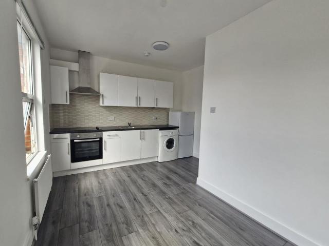 Gathorne Road, London N22, 1 bed flat to rent, £1,480 pcm | PrimeLocation