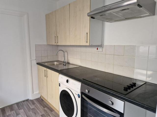 Gathorne Road, London N22, 1 bed flat to rent, £1,500 pcm | PrimeLocation