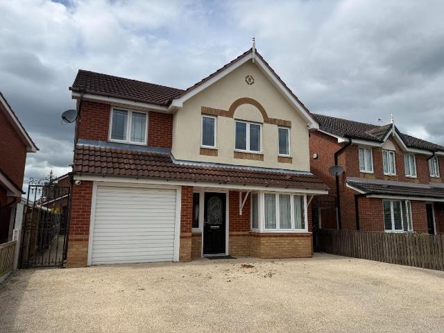 Gatley Close, Tyldesley, Manchester M29, 4 bed detached house to rent, £2,000 pcm | PrimeLocation